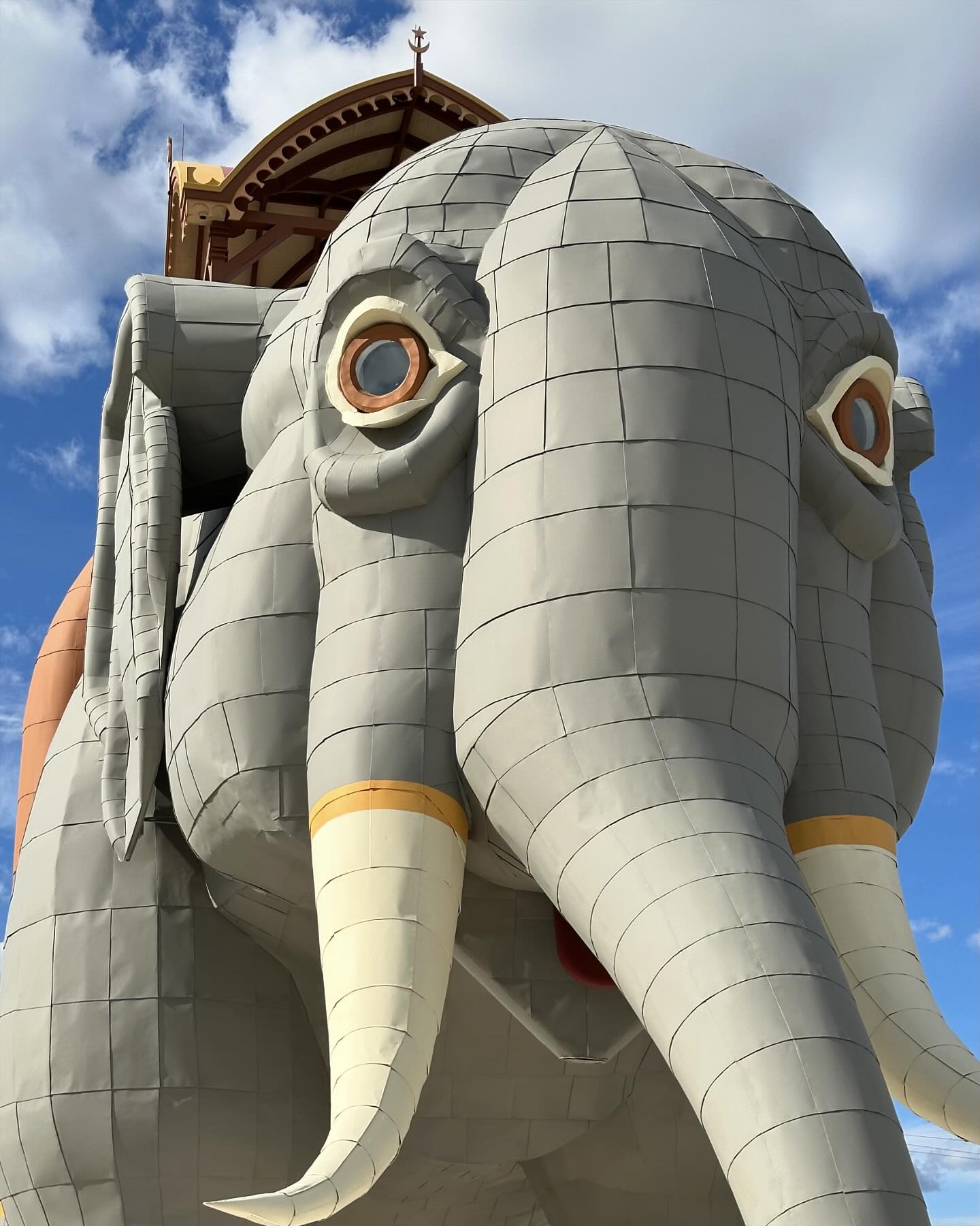 Lucy The Elephant - The World's Greatest Elephant