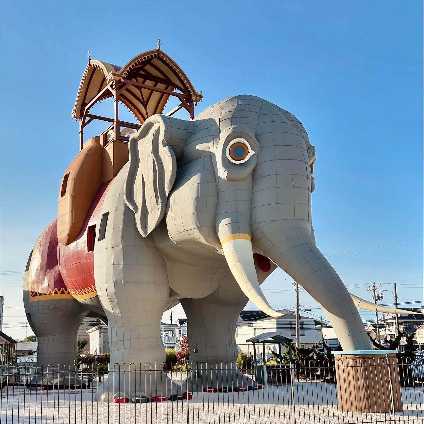 Lucy The Elephant - The World's Greatest Elephant